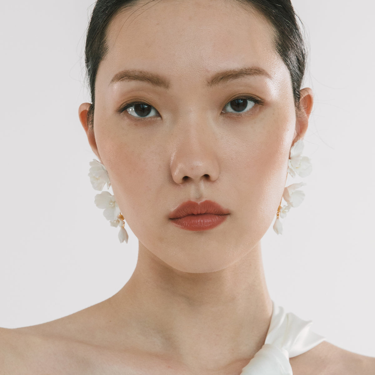 Mariam Earrings -- Cream – Jennifer Behr LLC