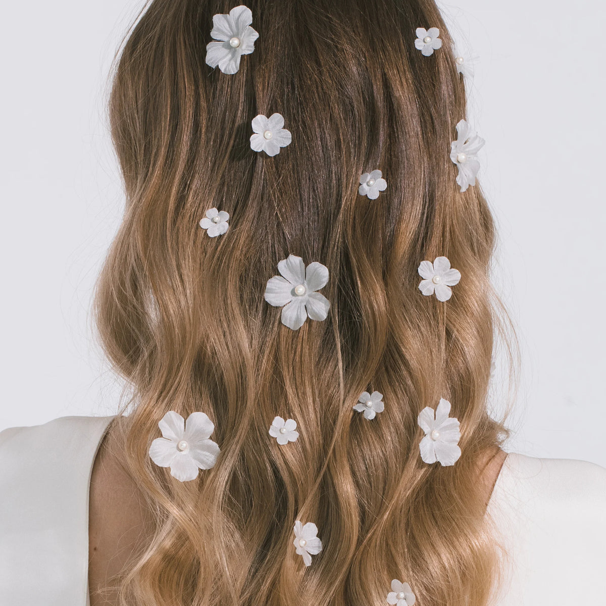 Anemone Hair Magnet Set -- Pearl Cream – Jennifer Behr LLC