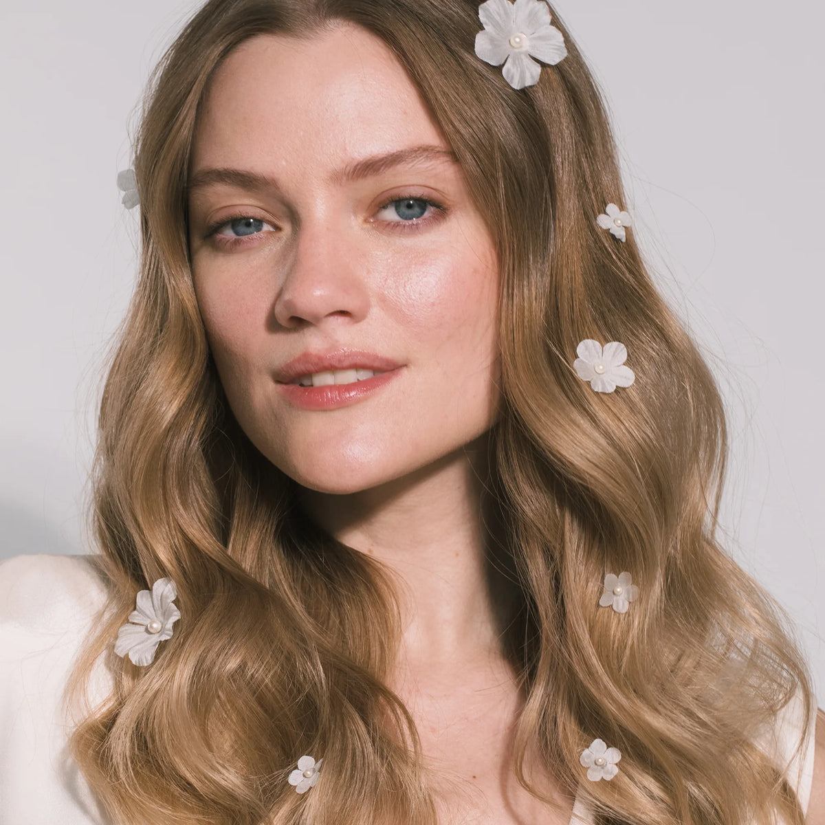 Anemone Hair Magnet Set -- Pearl Cream – Jennifer Behr LLC