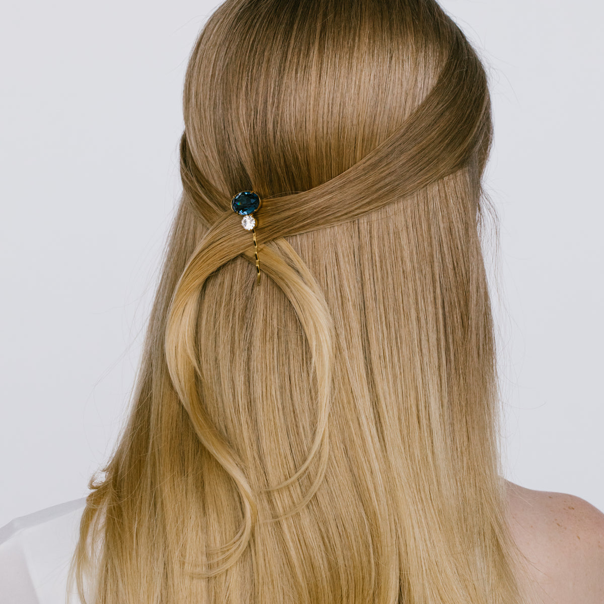 Gemma Bobby Pin -- Sapphire – Jennifer Behr LLC